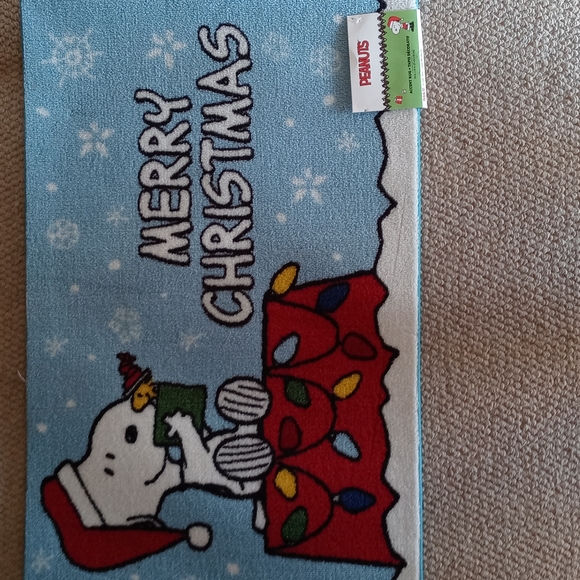 Peanuts | Holiday | Snoopy Christmas Rug | Poshmark